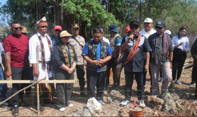 Pj. Bupati Kupang Resmikan Gedung PDAM dan Sambungan Perpipaan di Semau ...